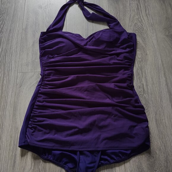 Miraclesuit | Swim | Miraclesuit Faux Skirt Halter Top One Piece ...